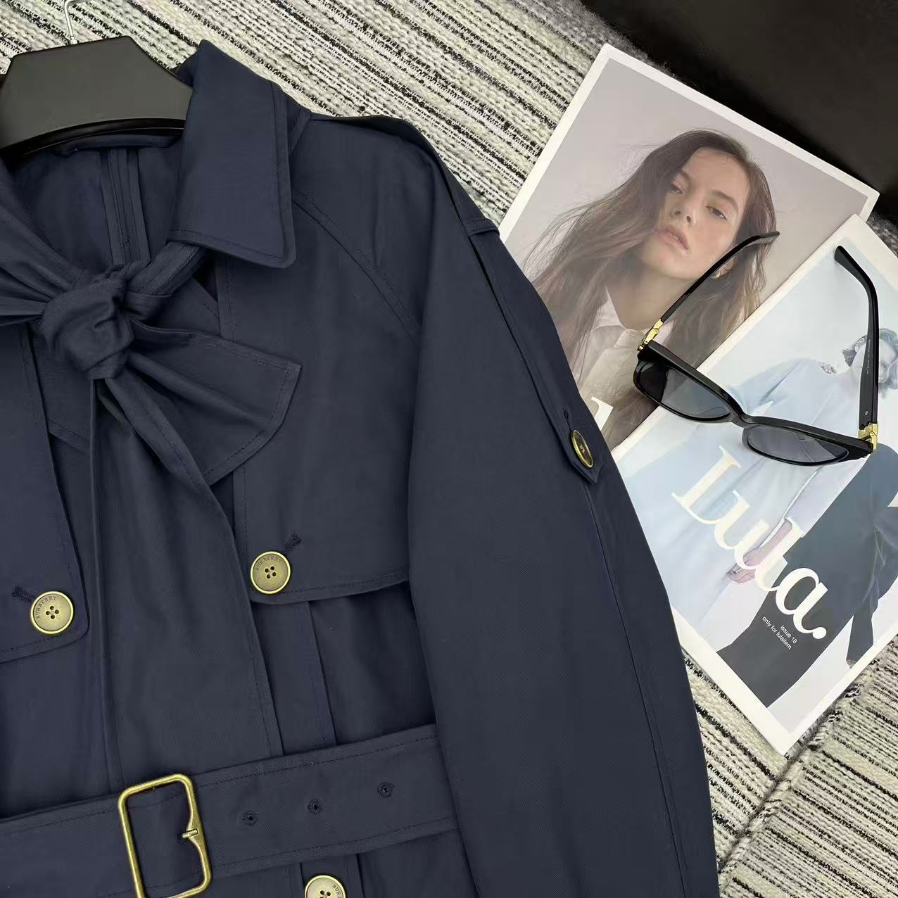 Burberry 26 Early Spring Series Trench Coat – Flower Bags